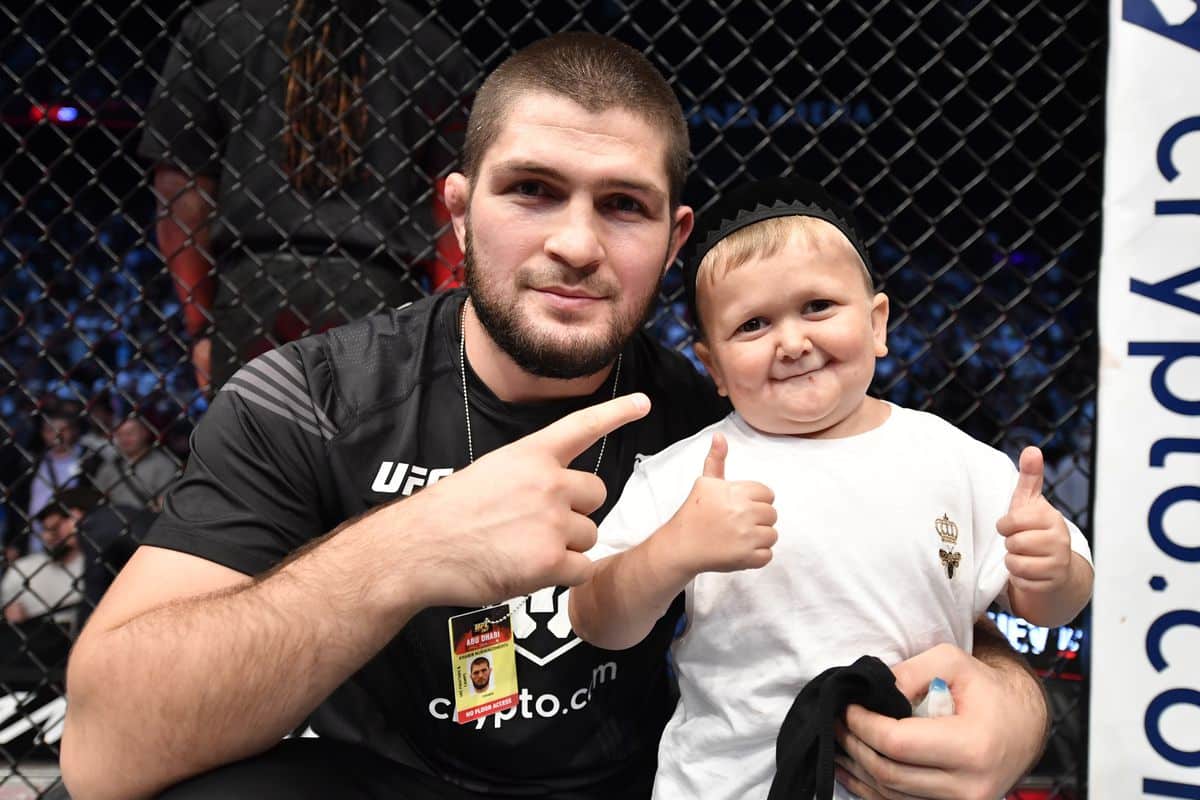 Hasbulla Magomedov firma un contrato con la UFC - Elintra.com.ar