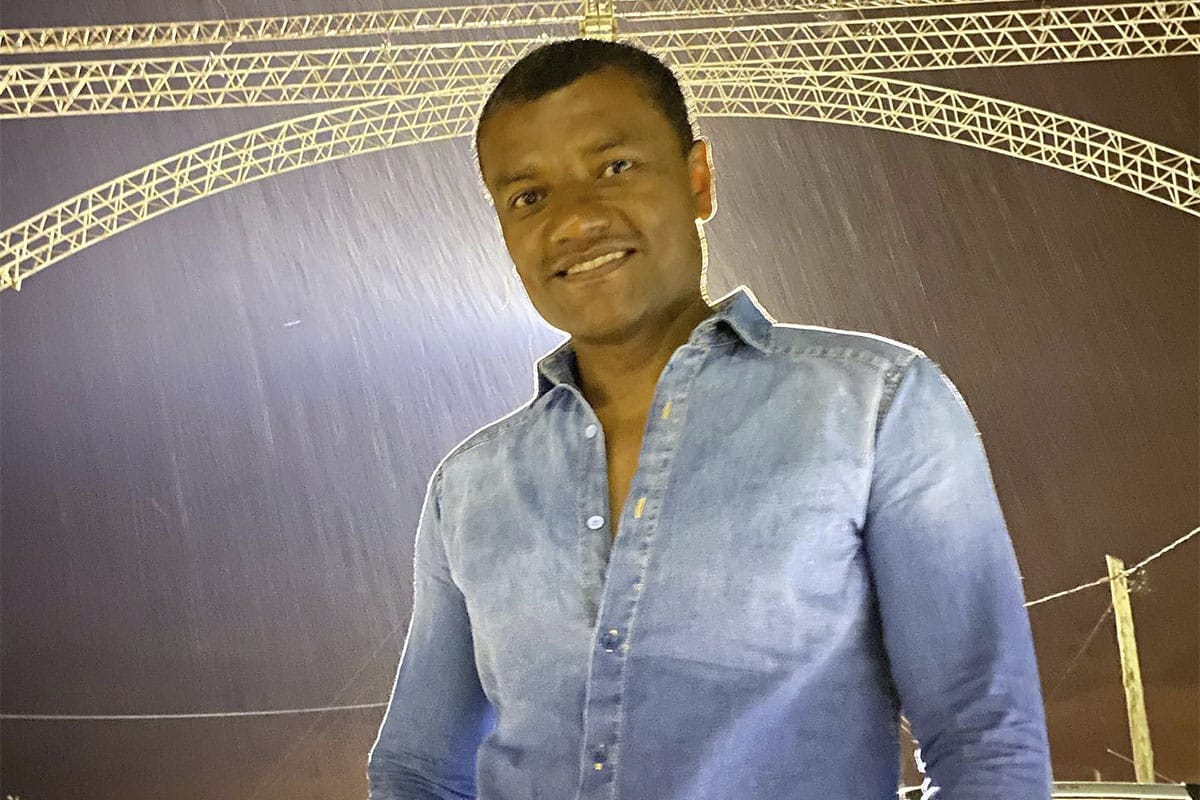 David Leiva y toda la emoción al elegir a la voz de Panda - Elintra.com.ar