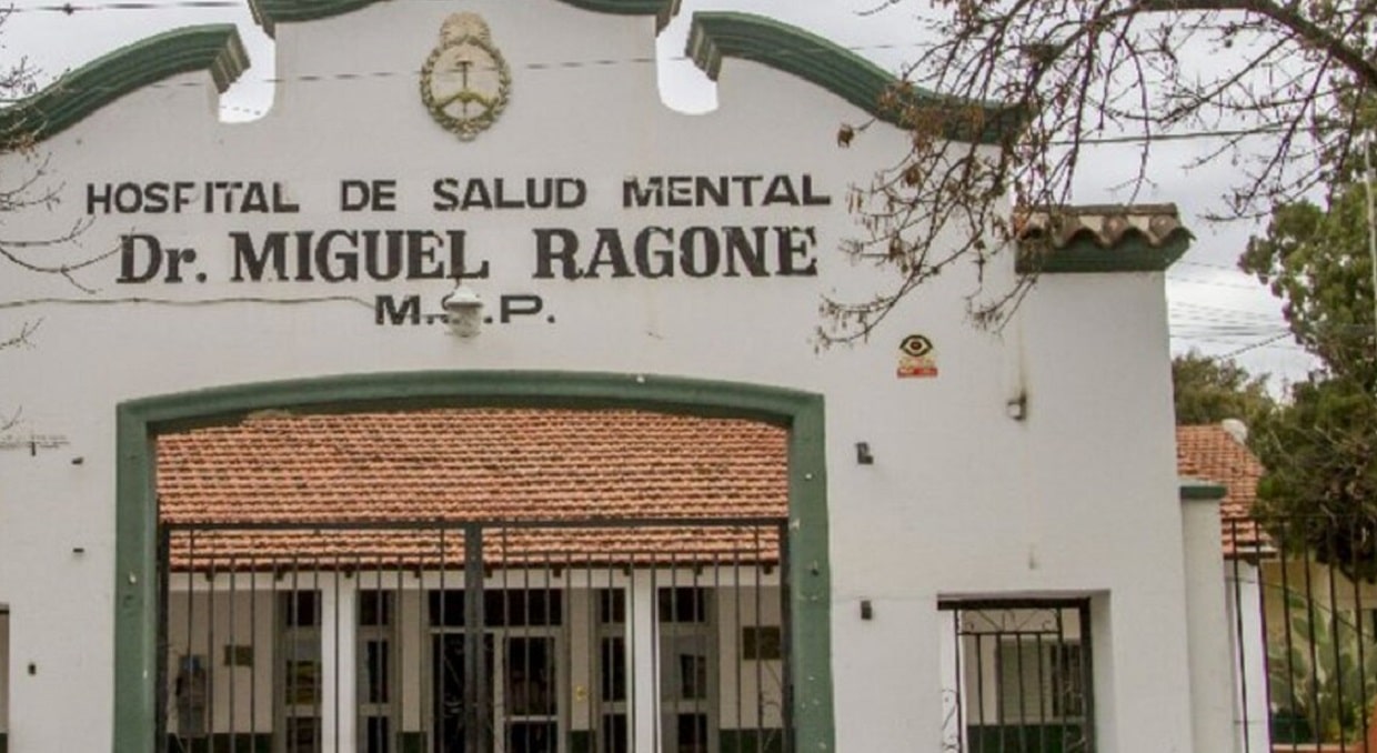 Por la denuncia de un paciente, descubren una práctica inhumana en el ...