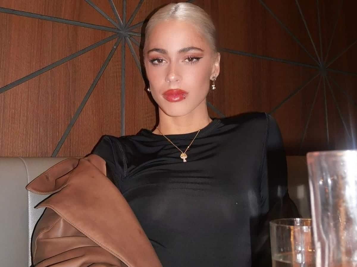 Tini Stoessel hizo oficial su cambio de look: cabello platinado y corto ...