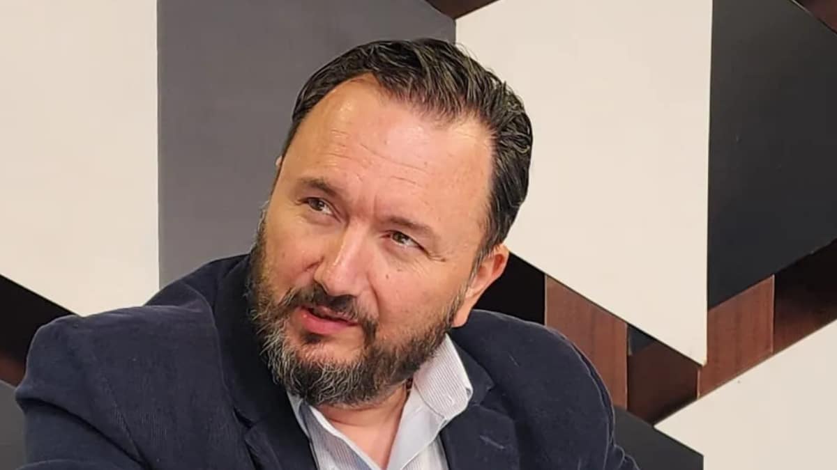 Mientras Alberto Castillo critica a LLA por su cercanía con Olmedo, el ...