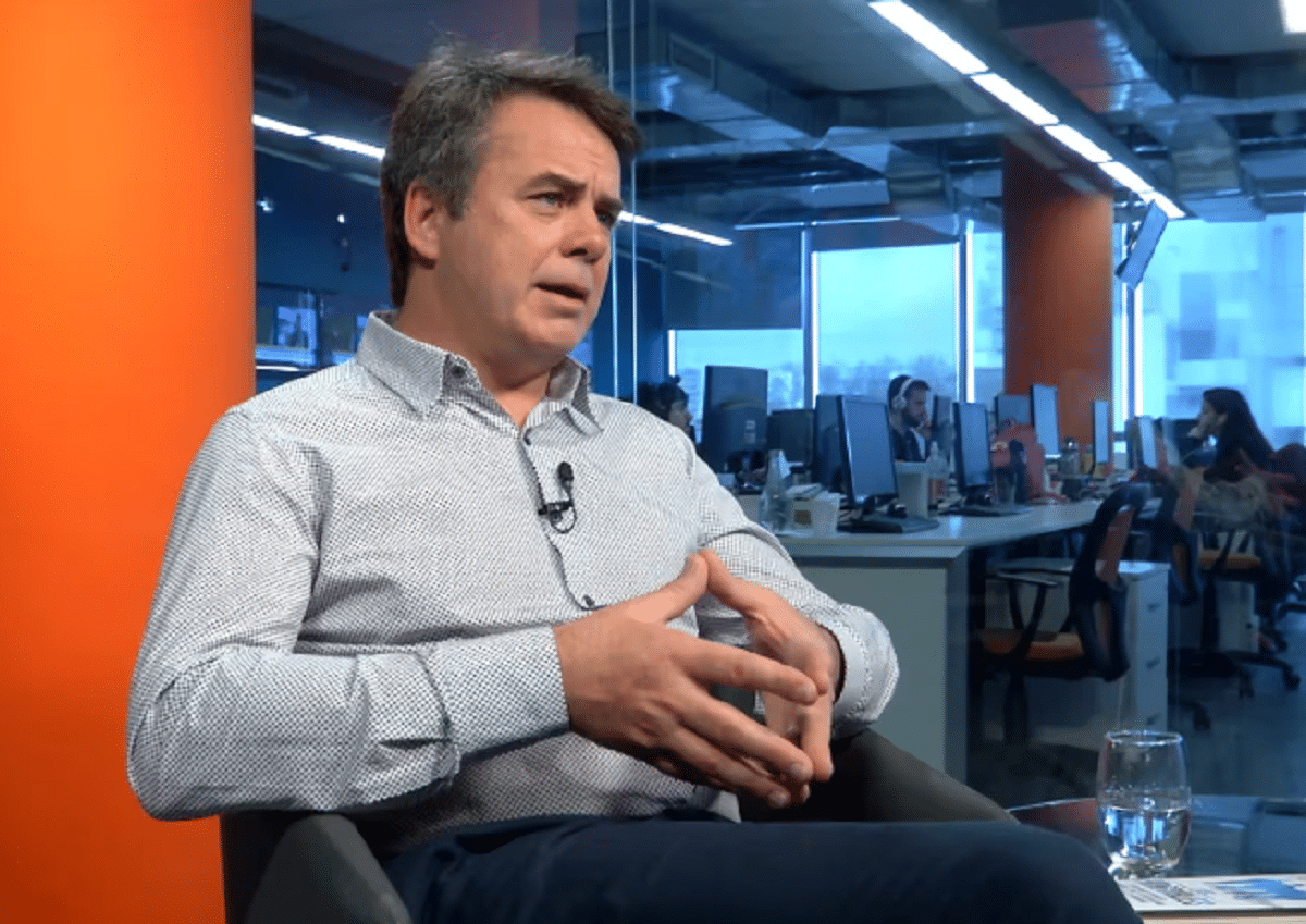 La salud de Gerardo "Tato" Young: el primer parte médico desde el ACV ...